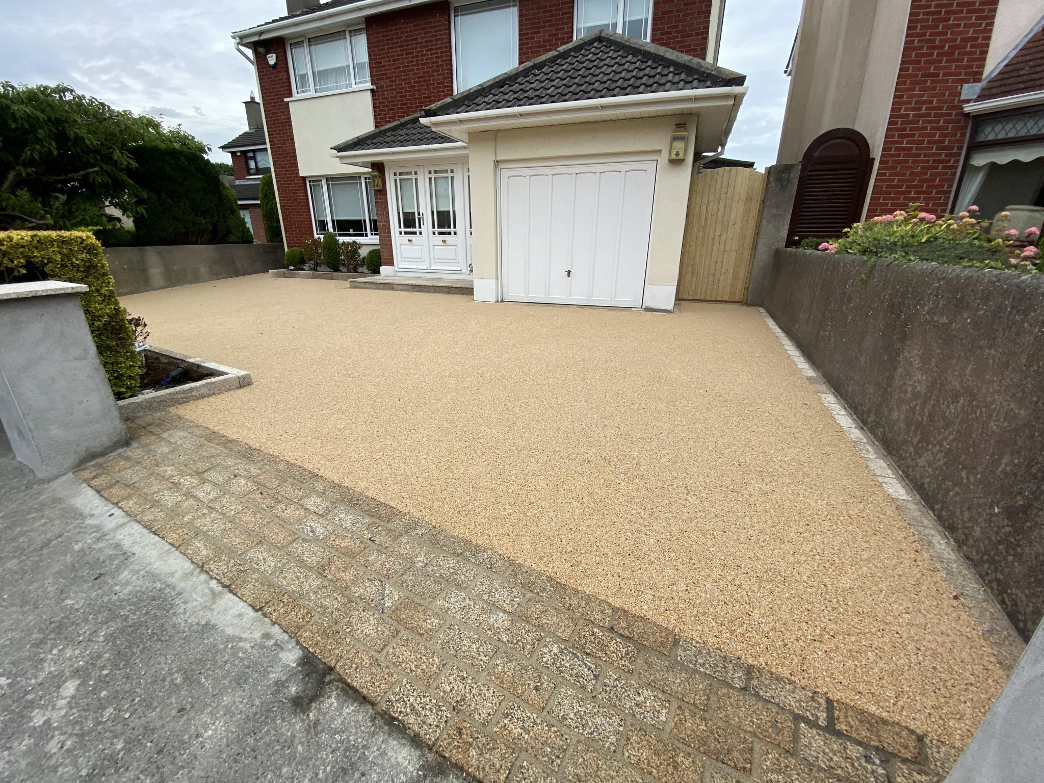 Resin Bound | Prestige Paving.